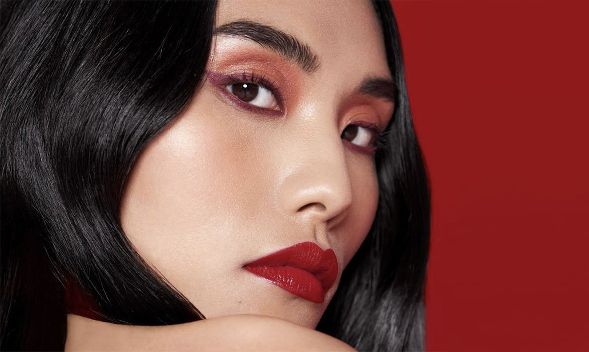 Cómo se lleva el pelo negro en 2021 | Cabello | L’Oréal Paris