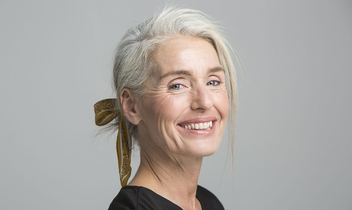 Consejos para cuidar tus canas con nota | L’Oréal Paris