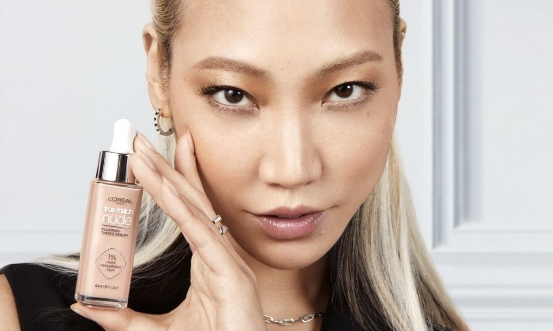 Cómo maquillar la piel con la tendencia cloud skin| L'Oréal Paris