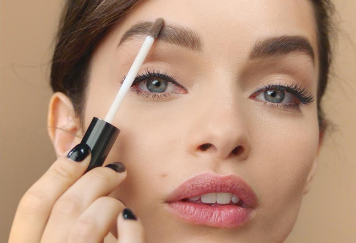Cómo pintar las cejas | L'Oréal Paris