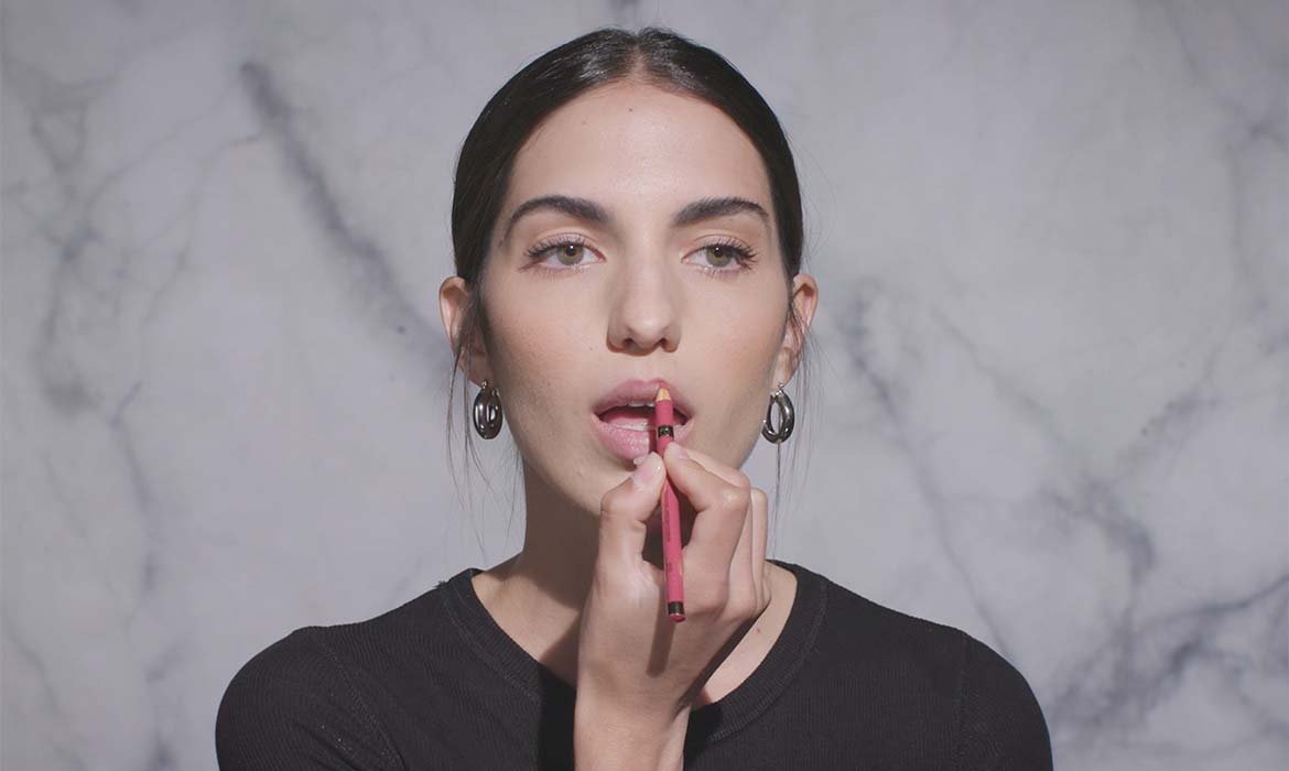 Cómo pintarse los labios: trucos, pasos y efectos | L'Oréal Paris