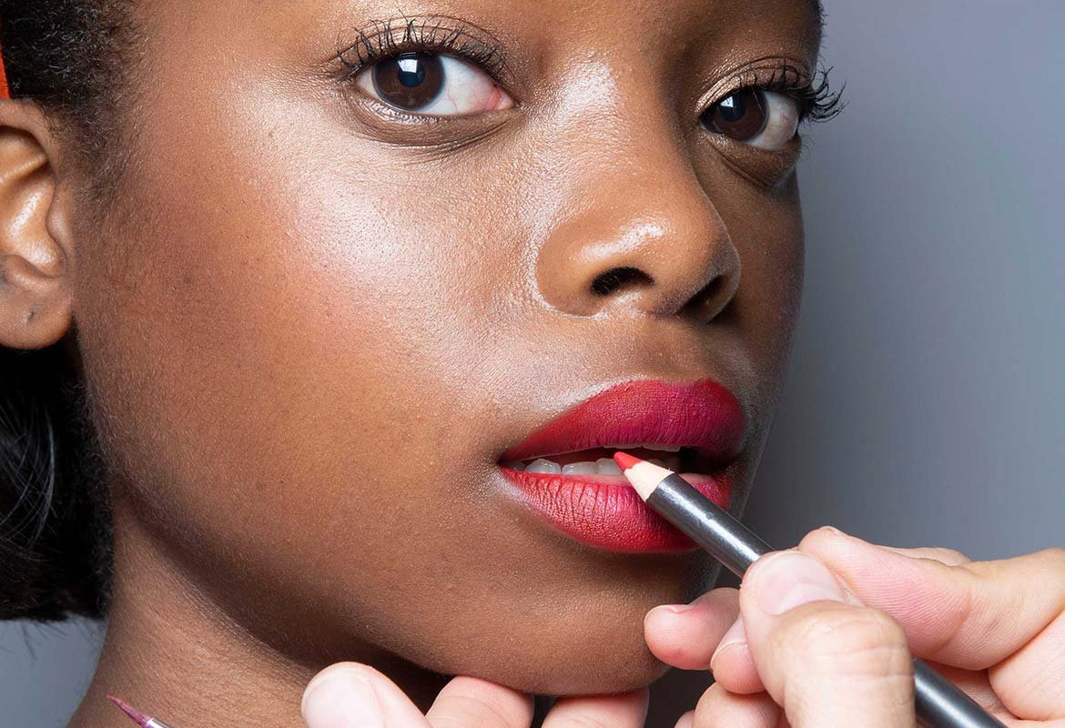 Así es cómo se perfilan los labios | Maquillaje | L'Oréal Paris