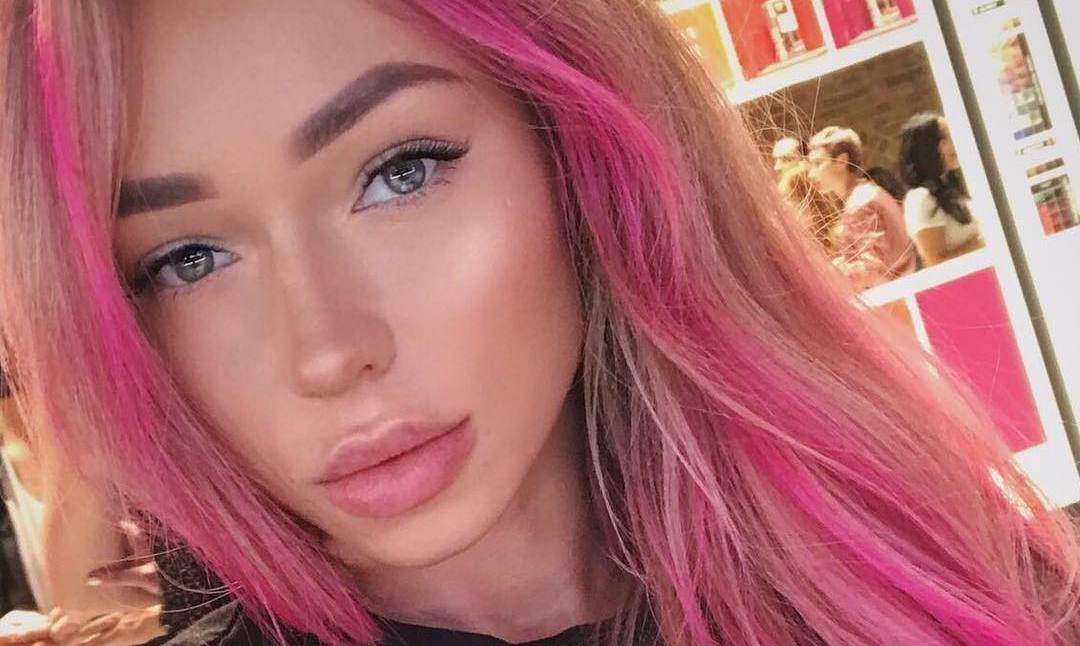 Cómo hacer unos labios con volumen pouty lips | L'Oréal Paris